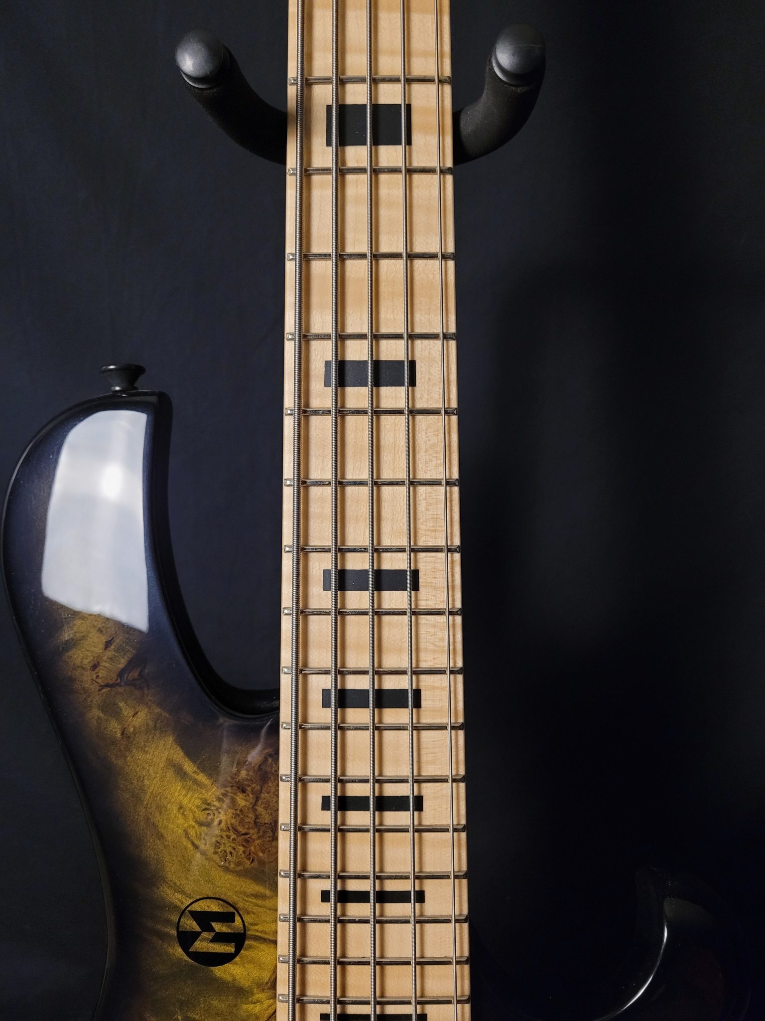 Maruszczyk Headless Frog, 5-String, Olive Green BurstON SALE!! | Bass North