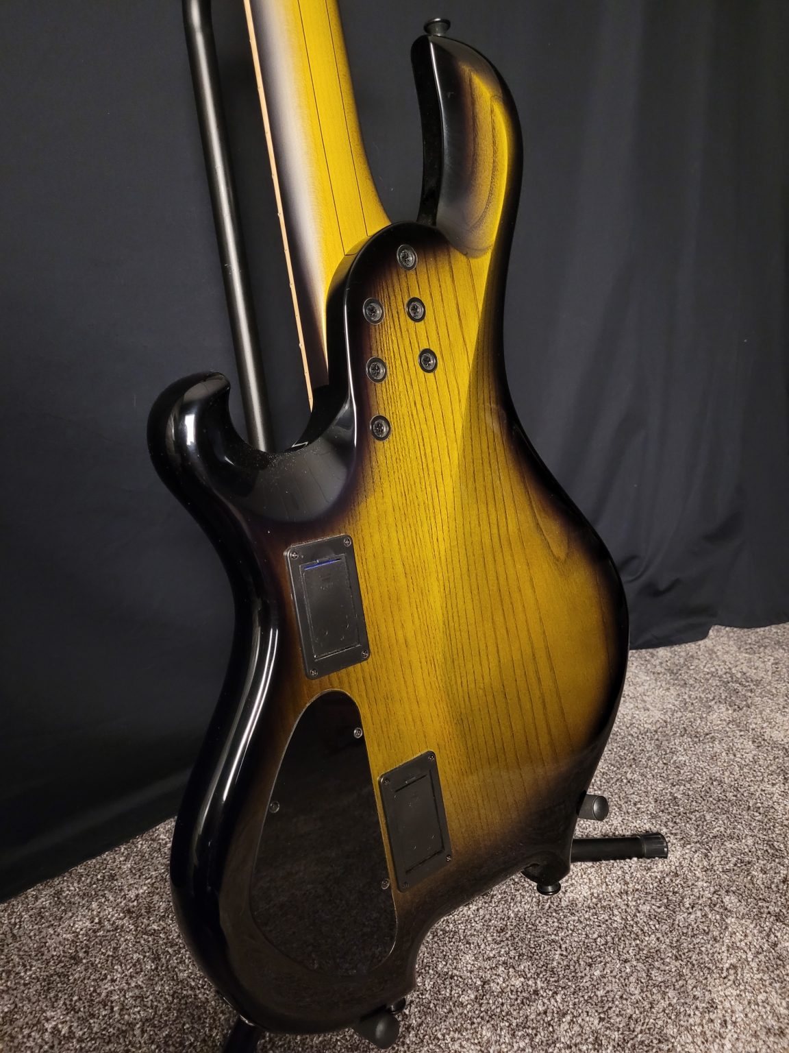 Maruszczyk Headless Frog, 5-String, Olive Green BurstON SALE!! | Bass North