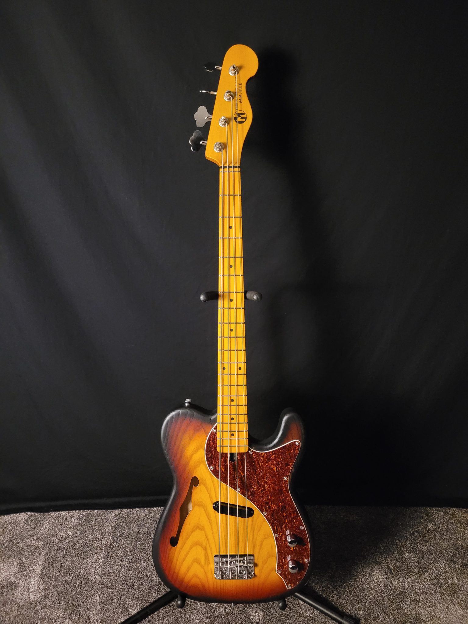 Maruszczyk Mr. Tee, 30" Short Scale, 3 Tone SunburstIn Stock | Bass North